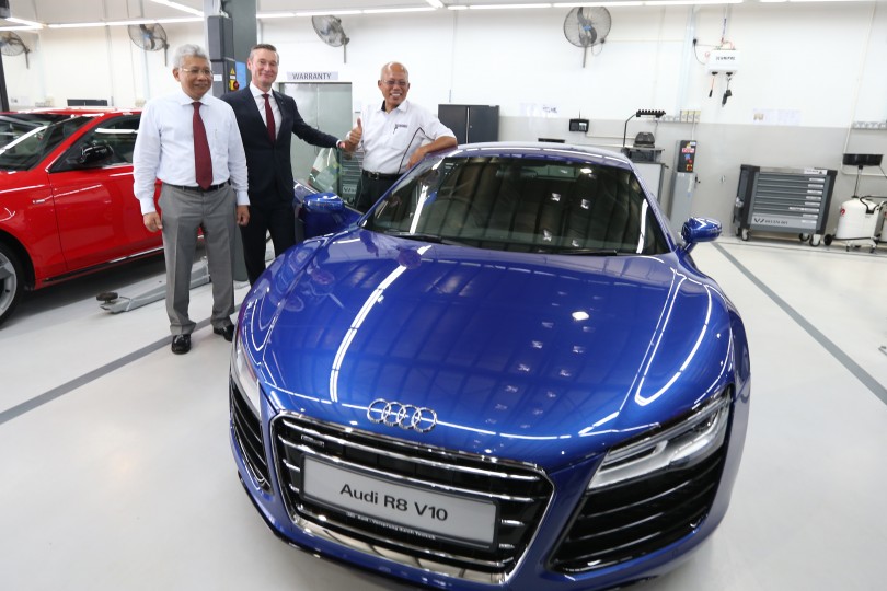 PUSAT SERVIS AUDI RM2.3 JUTA | Mekanika