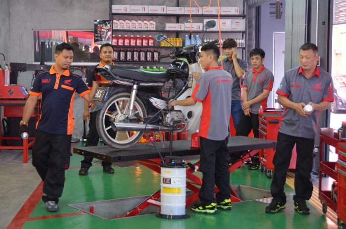 BSH BUKA KEDAI KONSEP HONDA IMPIAN X PERTAMA DI MALAYSIA | Mekanika