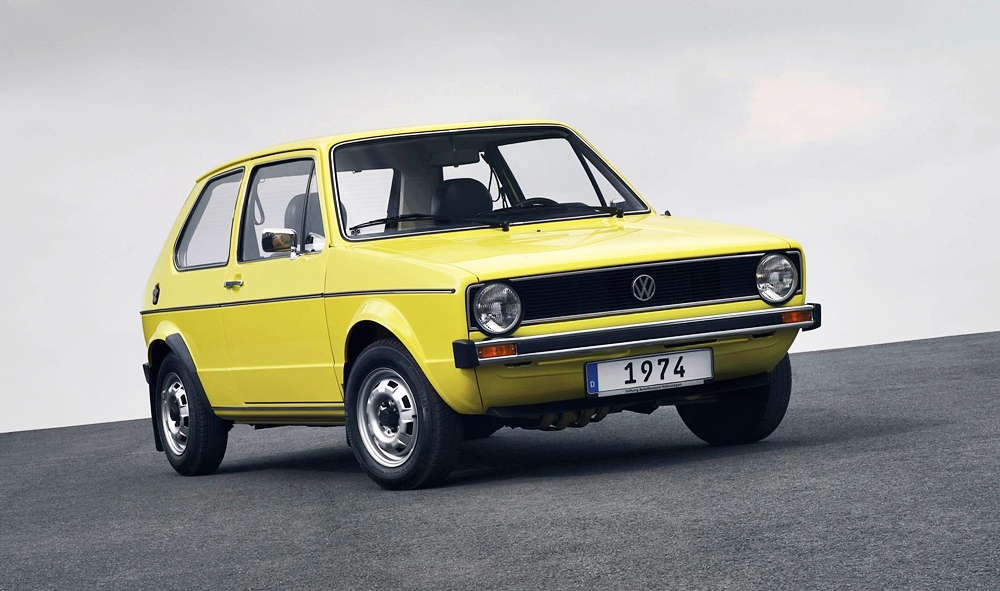 PADA 1974 VW GOLF MK1 DIPERKENAL, MODEL IKONIK SAMPAI SEKARANG | Mekanika