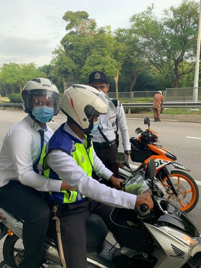 ABANG POLIS TRAFIK SEMPOI HANTAR PELAJAR DUDUKI PEPERIKSAAN | Mekanika