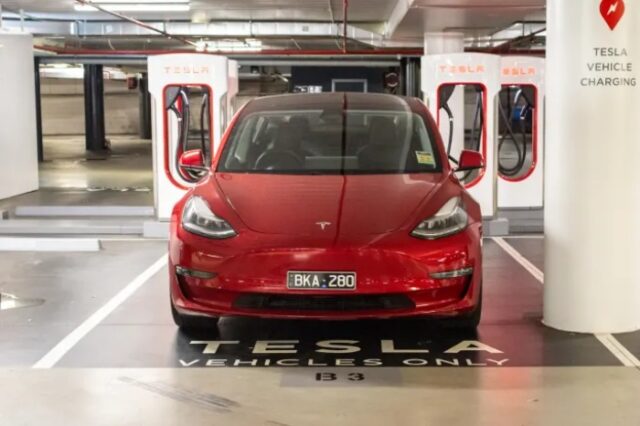 TESLA UK TAWAR PENGECASAN PERCUMA HINGGA 10,000 KM UNTUK PEMBELI BAHARU ...