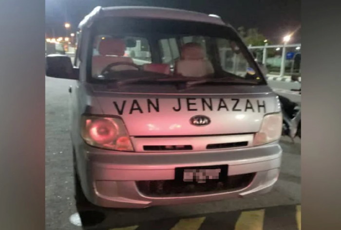 VAN JENAZAH MILIK MASJID PUN KENA REMBAT | Mekanika