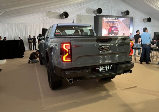 FORD RANGER RAPTOR 2022. 3.0L V6, 397HP, SISTEM AUDIO BANG & OLUFSEN ...