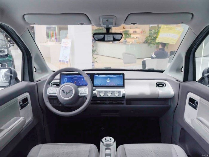 WULING AIR EV TERIMA TEMPAHAN DI CHINA. 2 DAN 4 TEMPAT DUDUK, 300KM SEKALI CAJ, BERMULA RM37K ...