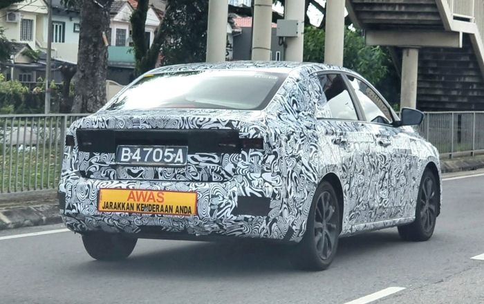 PROTON S50 DIKESAN DIPANDU UJI DI SUBANG JAYA – TAMPIL STERENG SEBELAH ...