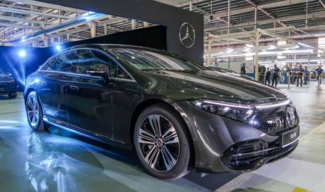 MERCEDES-BENZ MALAYSIA CAPAI PRODUKSI KE 100,000 UNIT – PERKUKUH ...