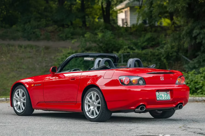 10 SEBAB KENAPA HONDA S2000 ADALAH ROADSTER TERHEBAT – TAK LALU MAKAN ...