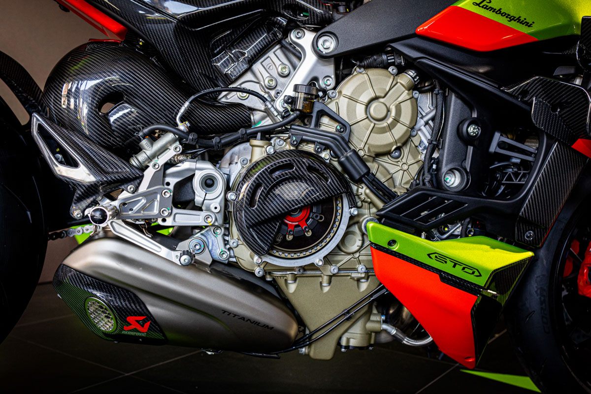 DUCATI STREETFIGHTER V4 LAMBORGHINI INI TELAH DIPINANG – RM460,900 ...