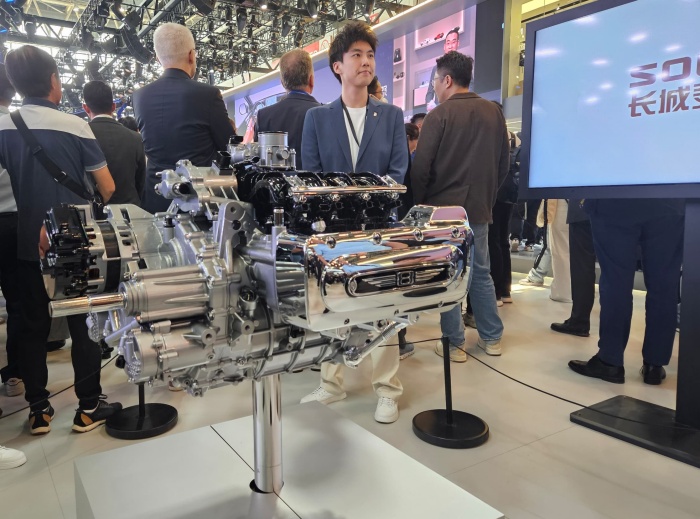 BEIJING AUTOSHOW 2024: GWM DEDAHKAN ENJIN 8 SILINDER BOXER UNTUK ...