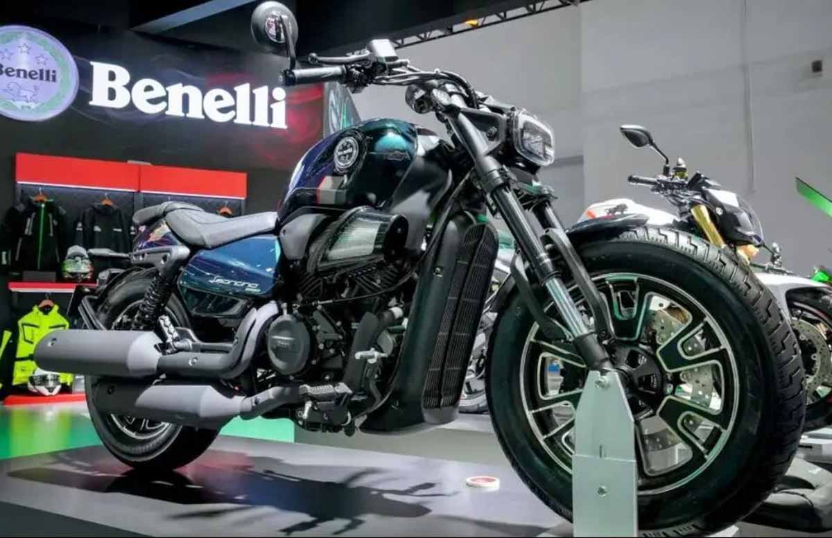 BENELLI LEONCINO VERSI ‘BOBBER’ LANCAR DI CHINA – ENJIN V2 400CC, 35HP ...