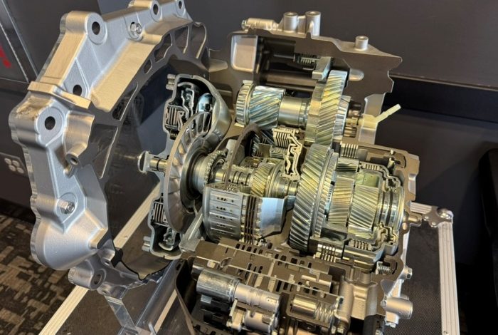 TOYOTA GAZOO RACING COROLLA 8AT, BUKAN CILOK DARI CAMRY | Mekanika