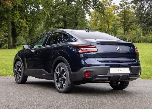 CITROEN C4 & C4 X BAHARU – MENERUSKAN LEGASI PLAT NAMA C4 UNTUK SEGMEN ...