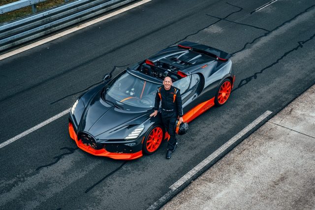 BUGATTI W16 MISTRAL: KERETA BUMBUNG TERBUKA PALING LAJU DI DUNIA ...