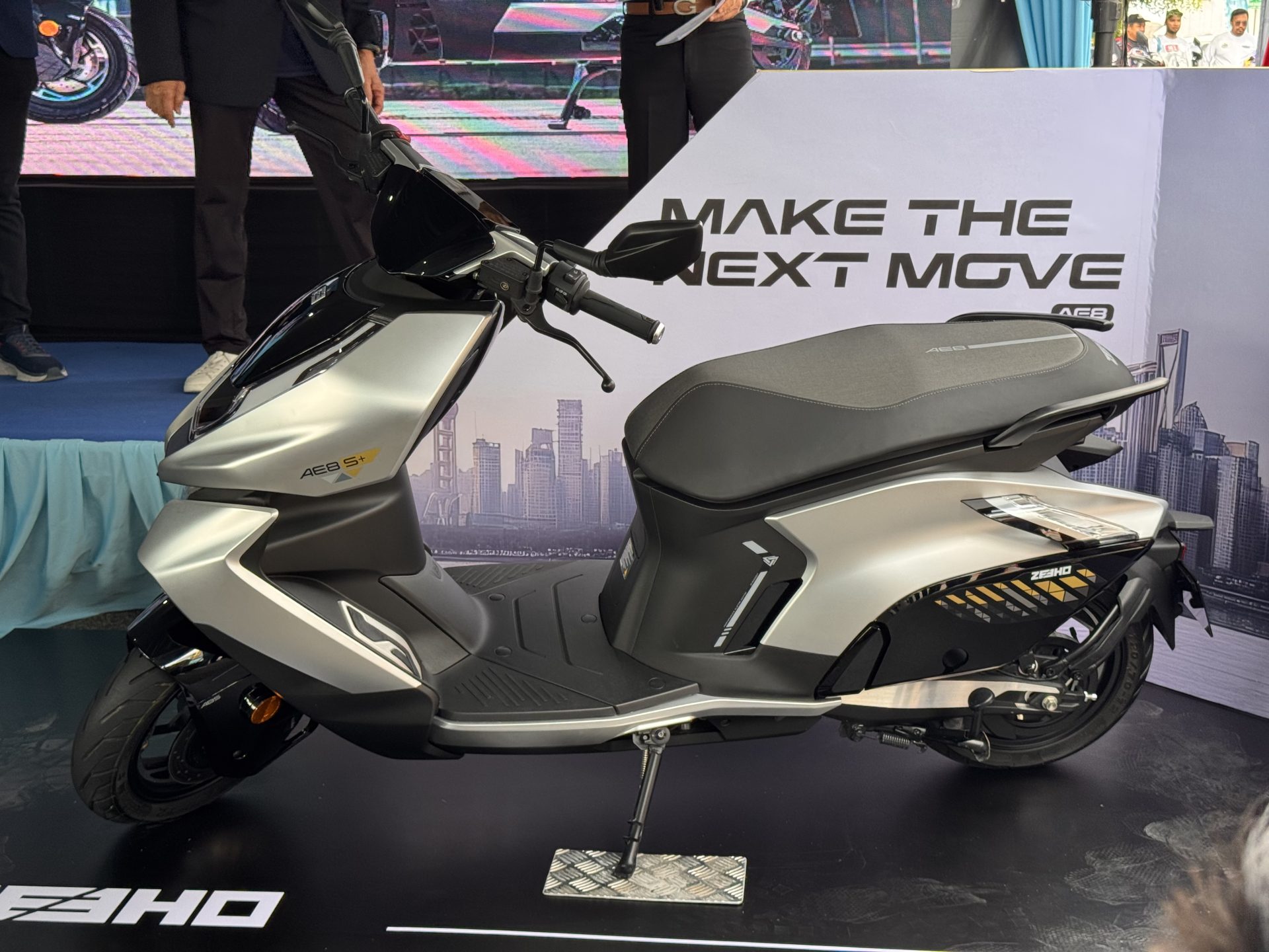 ZEEHO AE8S+ DIRASMIKAN – RM18,888 | Mekanika