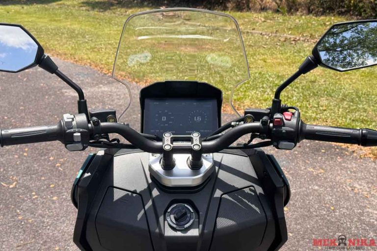 AVETA VANGUARD 250 SE: SKUTER MAXI 250CC PALING BERBALOI? | Mekanika