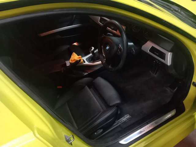 BMW M3 VAN PANEL PERTAMA DI DUNIA – PENGHANTARAN PENUH GAYA | Mekanika