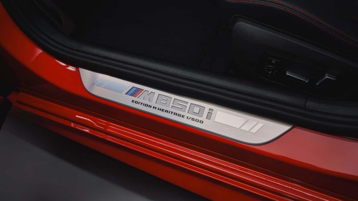 BMW UCAP SELAMAT TINGGAL 8 SERIES DENGAN SENTUHAN KLASIK M HERITAGE ...