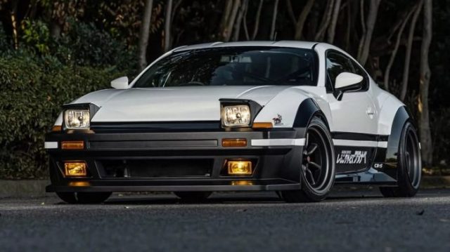 TOYOTA GR 86 BERWAJAH AE86, KEMBALI DENGAN LAMPU POP-UP IKONIK | Mekanika