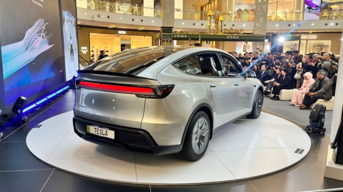 TESLA MODEL Y L RASMI DILANCARKAN – JARAK GERAK 681KM, ANGGARAN HARGA ...